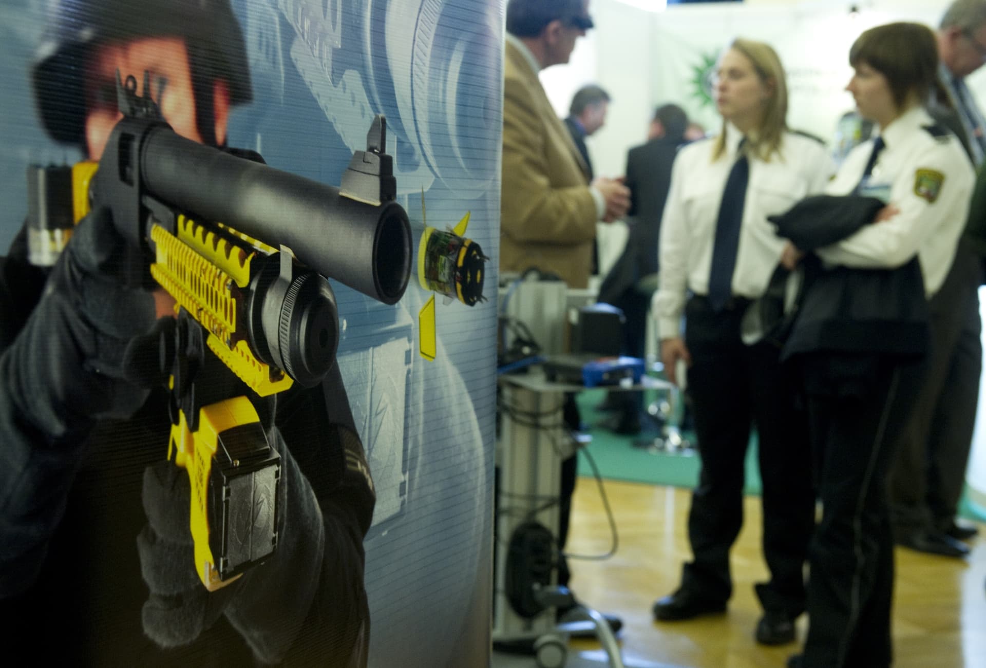 Tasers can cause sudden death, new study says - The World from PRX