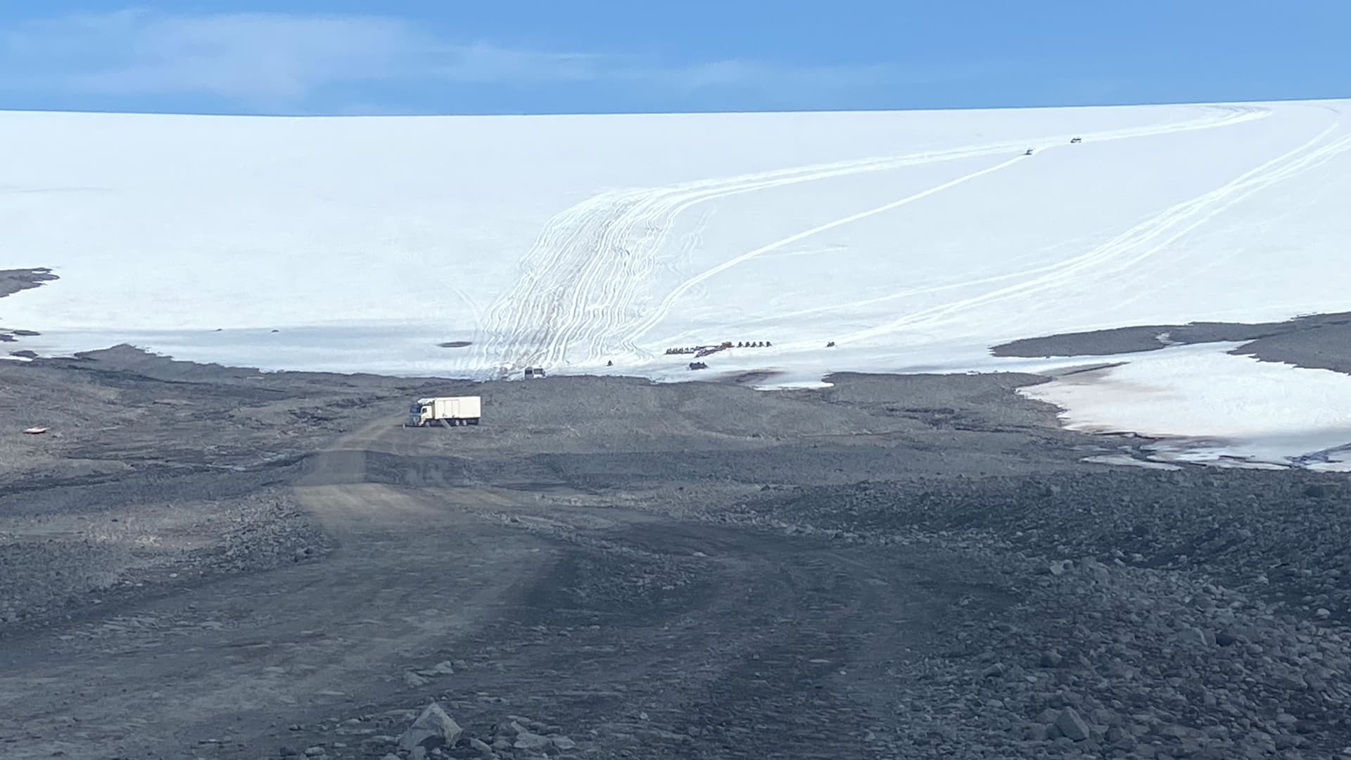 ‘Blue Blob’ slows glacial melt in Iceland as temperatures rise across ...