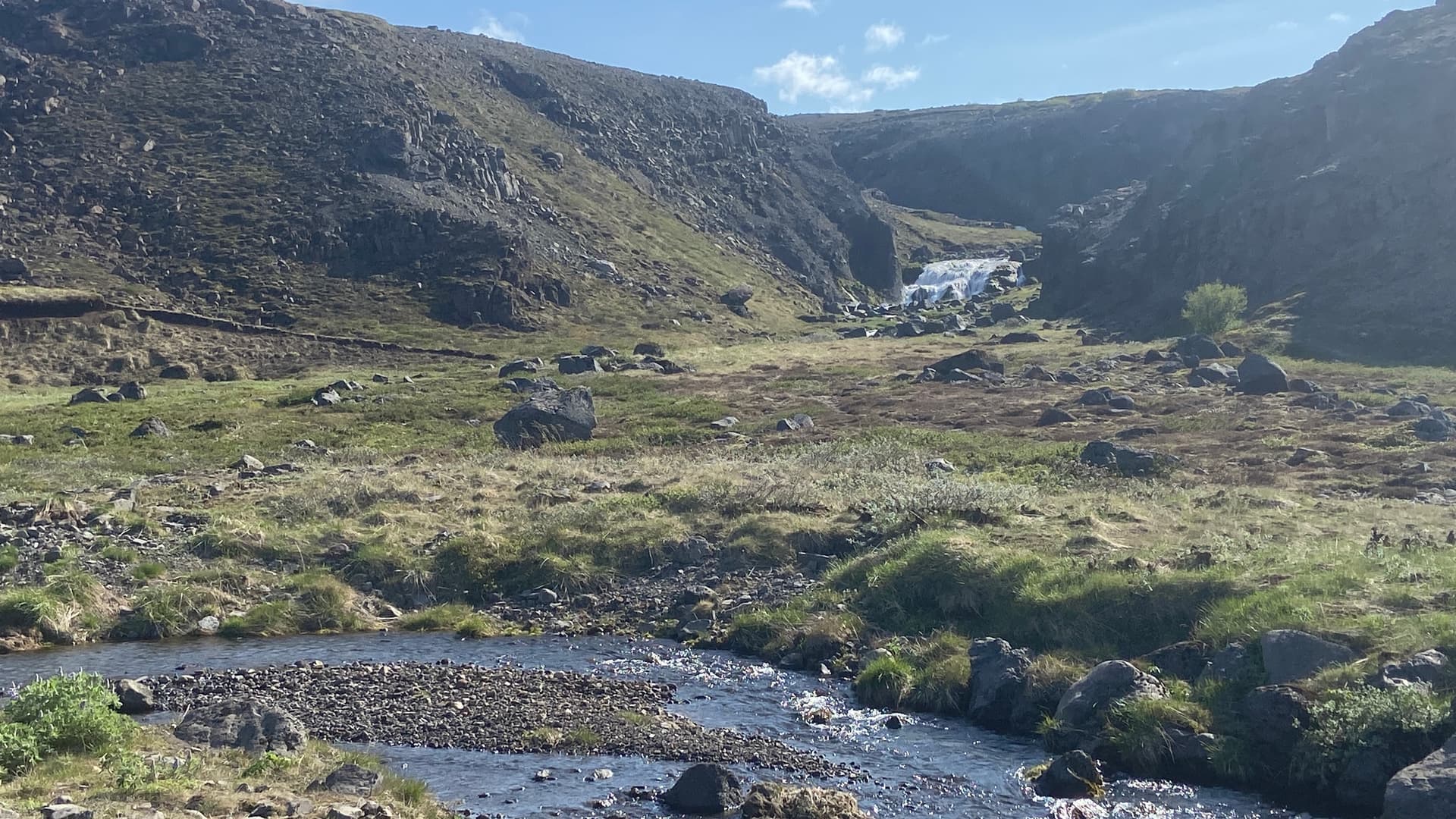 ‘Blue Blob’ slows glacial melt in Iceland as temperatures rise across ...