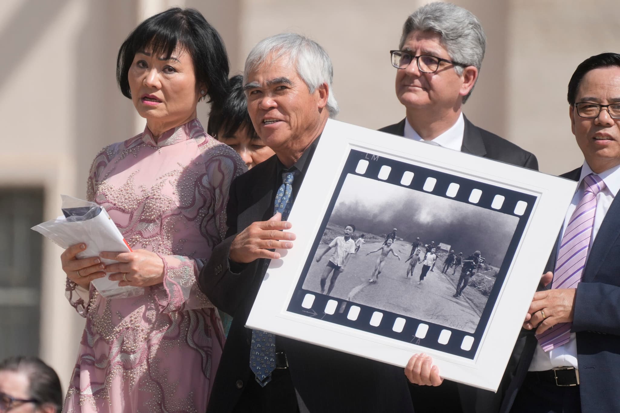 How the Vietnam War's Napalm Girl found hope after tragedy - The World ...